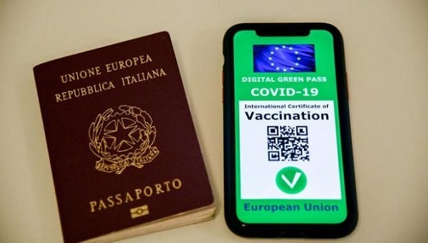 Green Pass 8inch screen with QR Code & IC Card Function for EUDCC